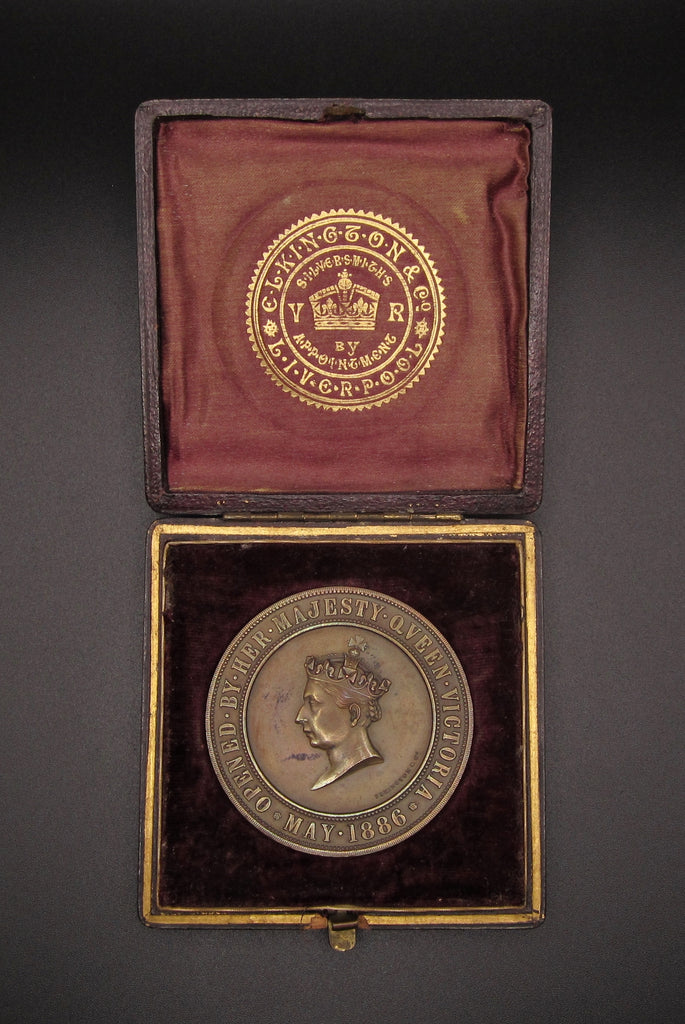 1886 Liverpool International Exhibition 51mm Bronze Medal - By Elkingt ...