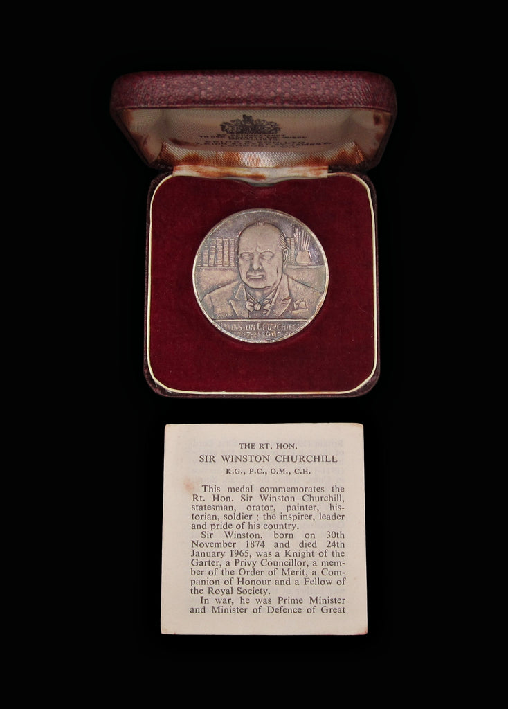 1965 Winston Churchill 'Very Well Alone' 39mm Silver Medal – Coopers Coins
