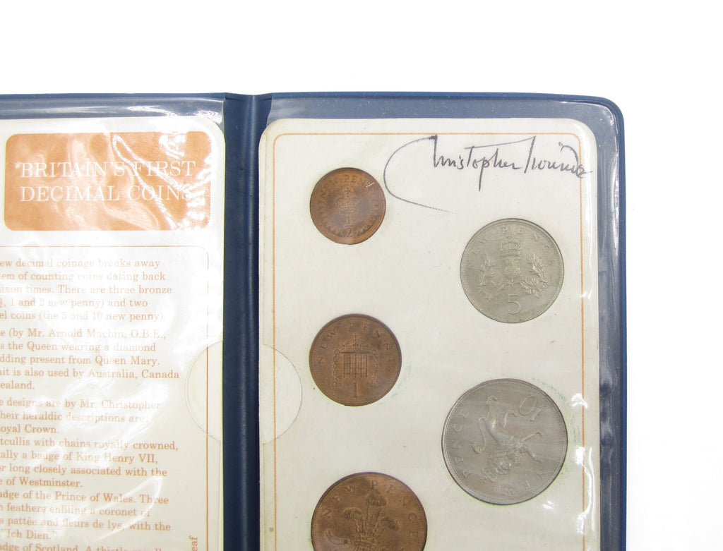 Elizabeth II 1971 Britain's First Decimal Coins - Signed By C. Ironsid ...