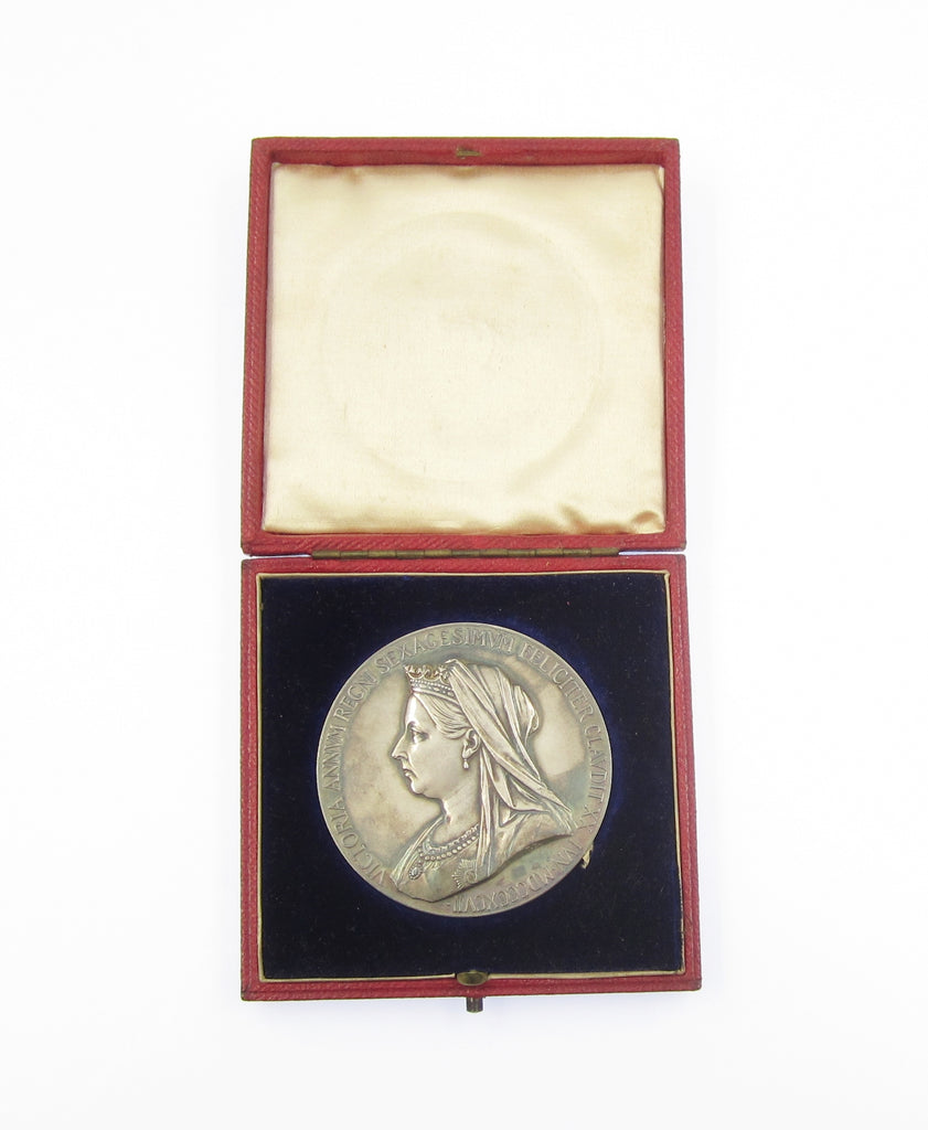 1897 Victoria Diamond Jubilee 56mm Silver Medal - Cased – Coopers Coins