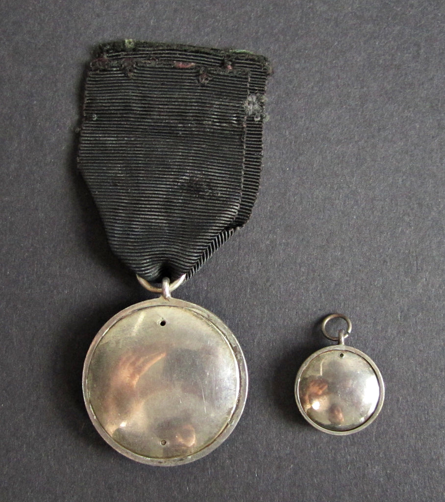 Order Of St John Medal Pair - Full Size & Miniature – Coopers Coins